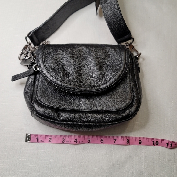 Charles Jourdan | Bags | Charles Jordan Leather Crossbody Bag | Poshmark